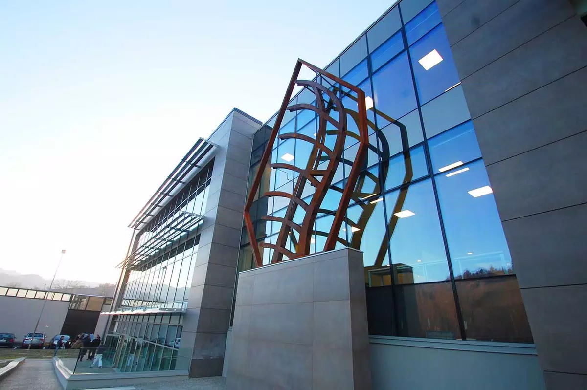 Datalogic ventilated rainscreen facade | Florim