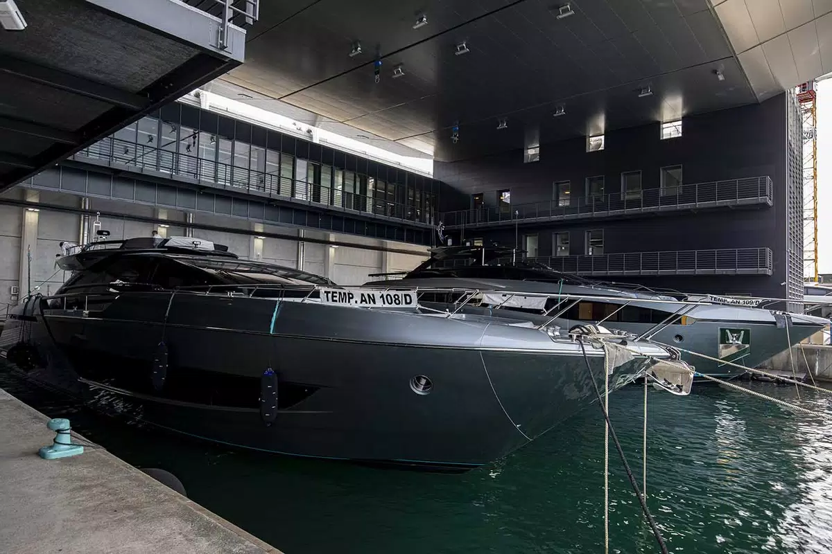 Riva-Ferretti shipyard | Florim