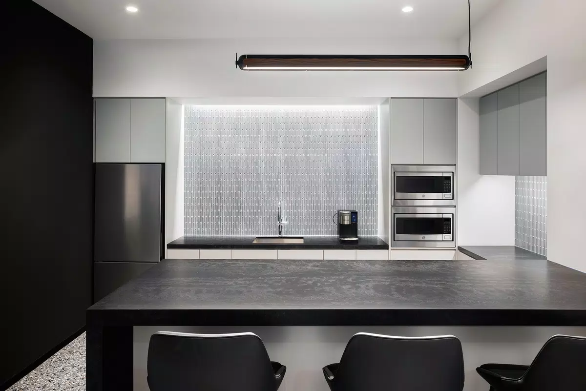 Metropolitan Commercial Bank | Florim