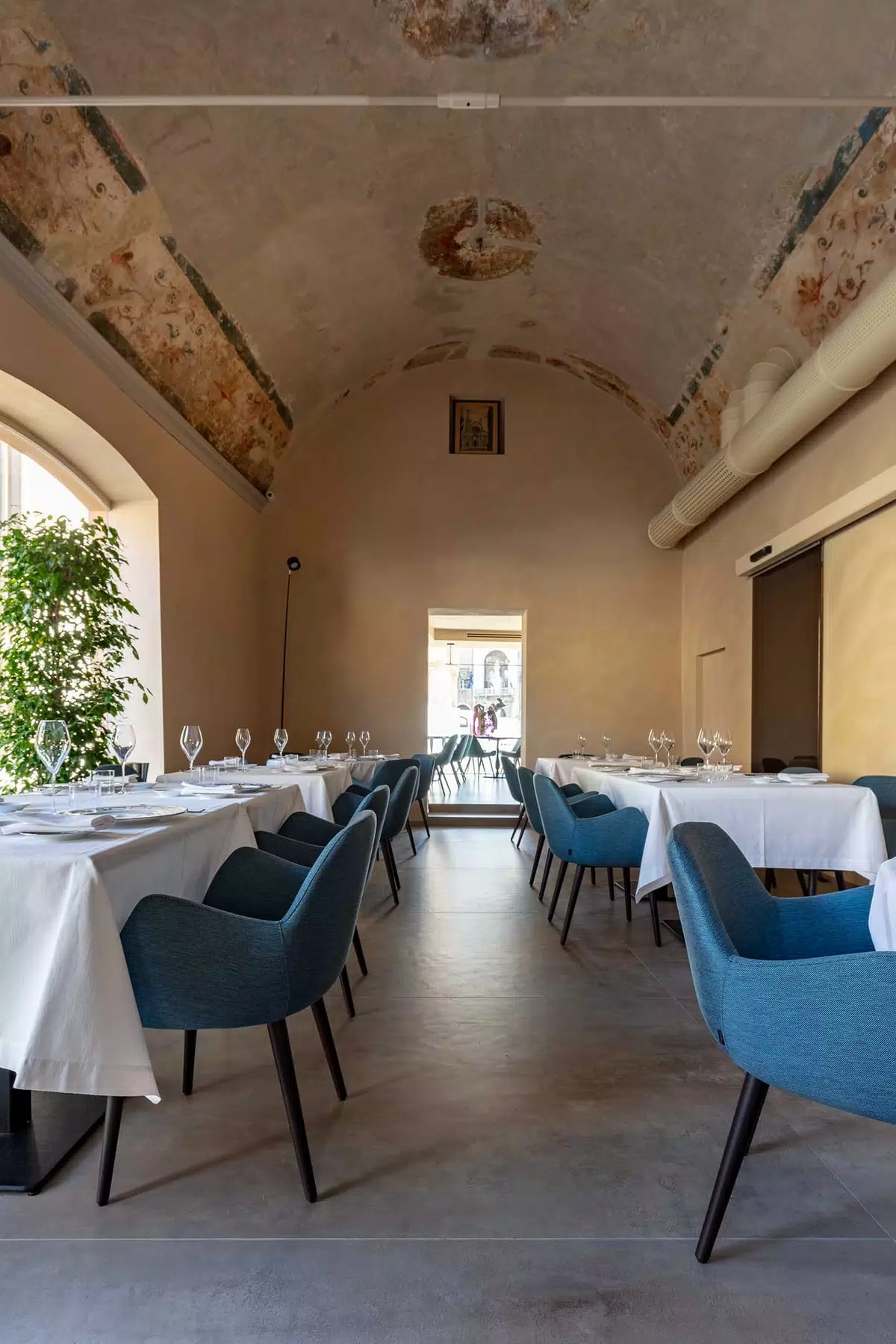 Gusto Premiere restaurant | Florim