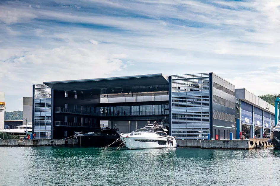 Riva-Ferretti shipyard | Florim